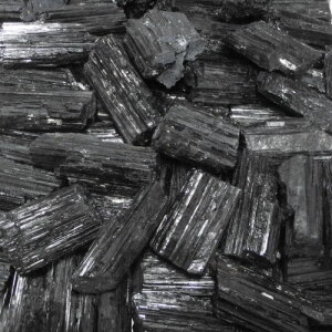 Schwarzer Turmalin - Schörl - KRAFT DES STEINES